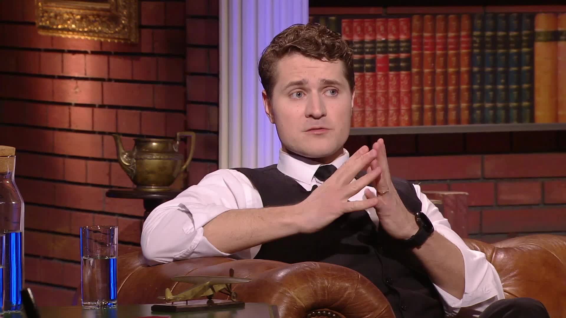 V seriáli miluje Svarinskú. A čo v súkromí? Herec Marek Rozkoš ...