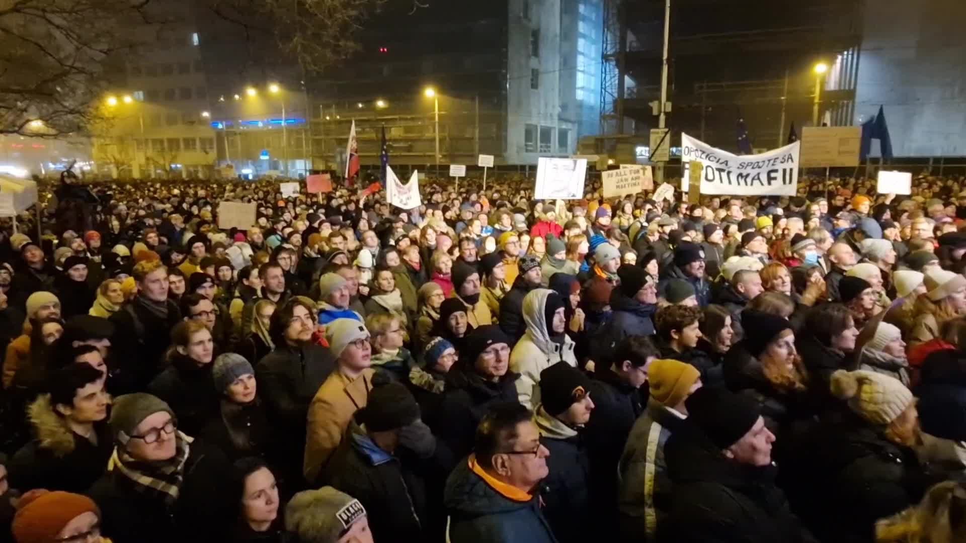 Protest opozície v Bratislave | Spravodajstvo | Relácie | TV Pravda.sk