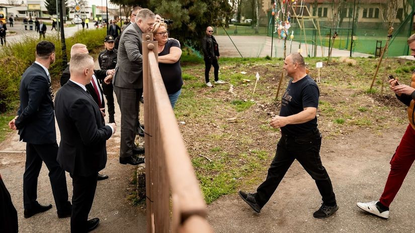 Fico začal vládu skokom na plot. Kabinet schválil milióny pre región aj ...