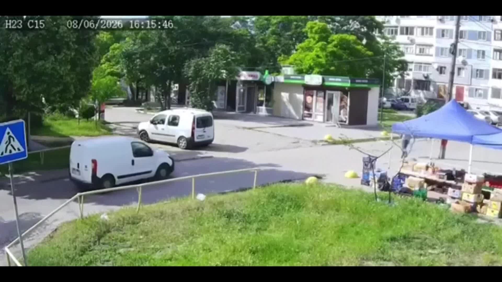 Rusi zasiahli autobusovú zastávku plnú ľudí | Spravodajstvo | Relácie ...