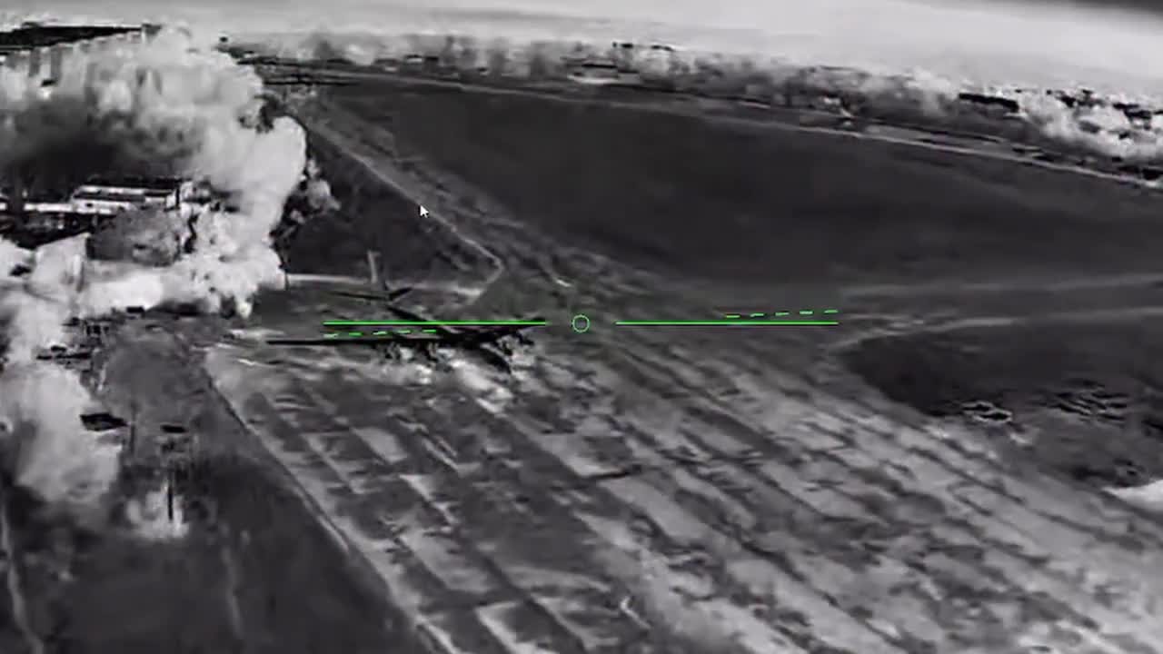 Ukrajinské drony zničili Rusom vzácne lietadlá aj obávaný raketový ...