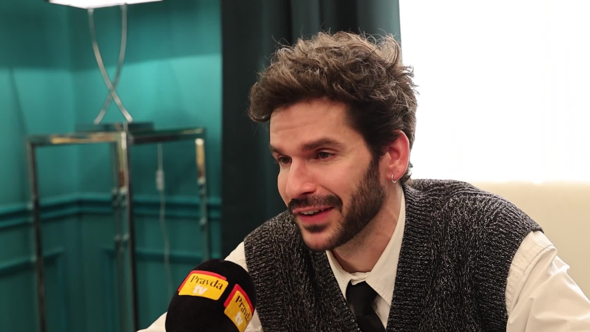 Ako sa Noëlovi Czuczorovi žije v luxuse? | Kultúra | Relácie | TV Pravda.sk