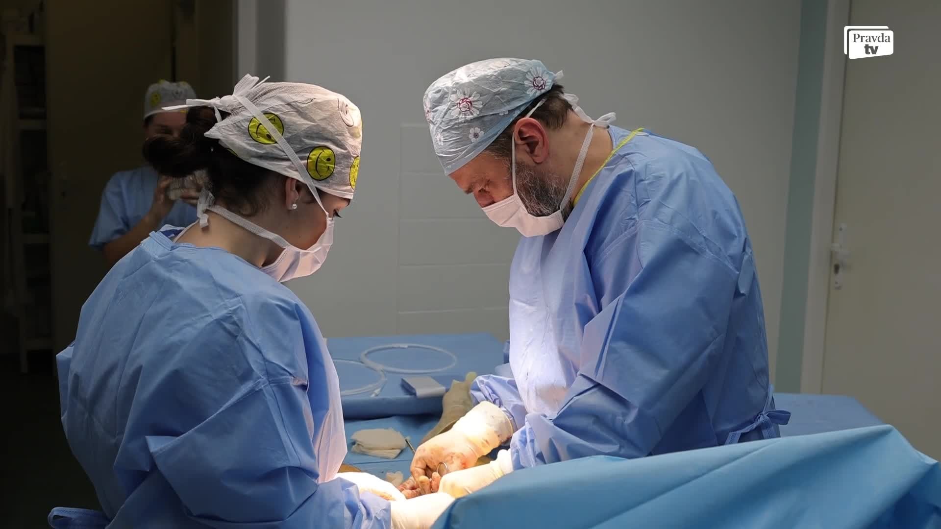 Ako sa spáli kŕčová žila? A ako sa zlepí lepidlom? Ukážeme vám oba postupy | Ide o zdravie ...