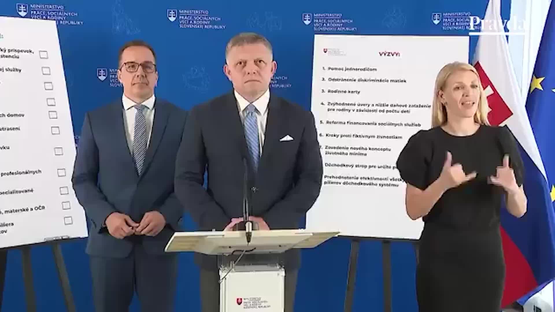 Robert Fico: 13. dôchodok je nedotknuteľný. Sociálny štát nie je ...
